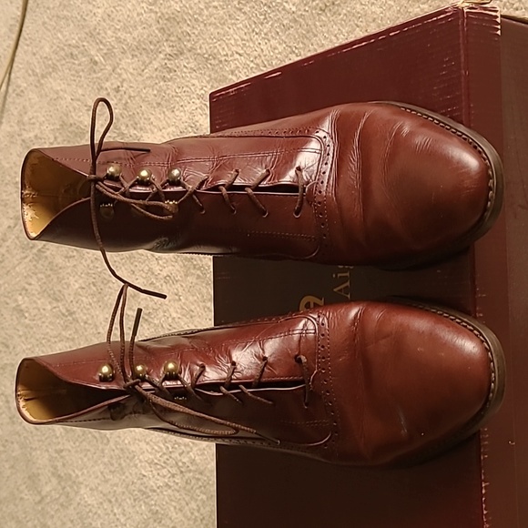Etienne Aigner | Shoes | Vintage Etienne Aigner Leather Ankle Boots ...